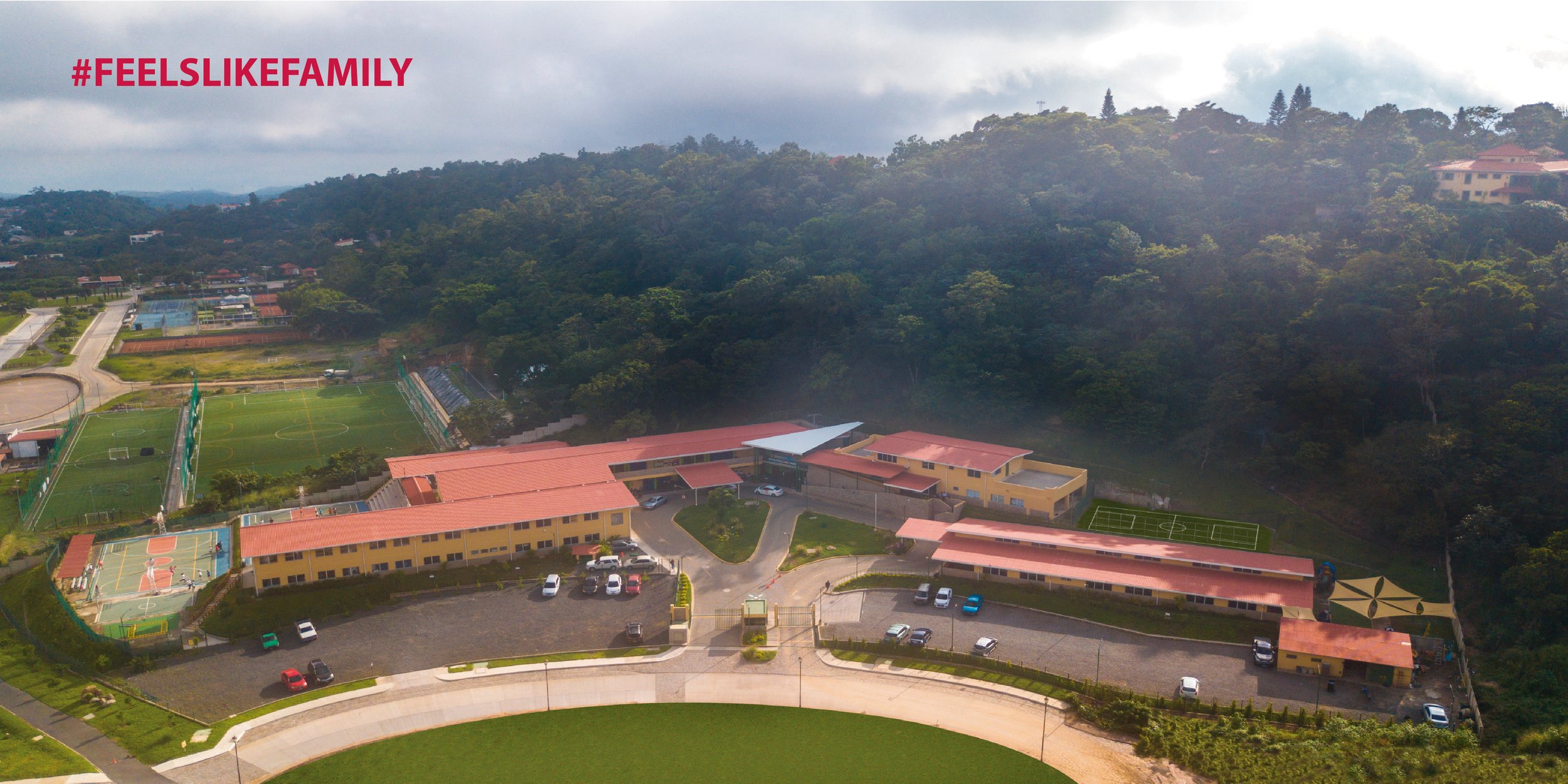 Top 5 - Colegios con Presencia Digital en Guatemala